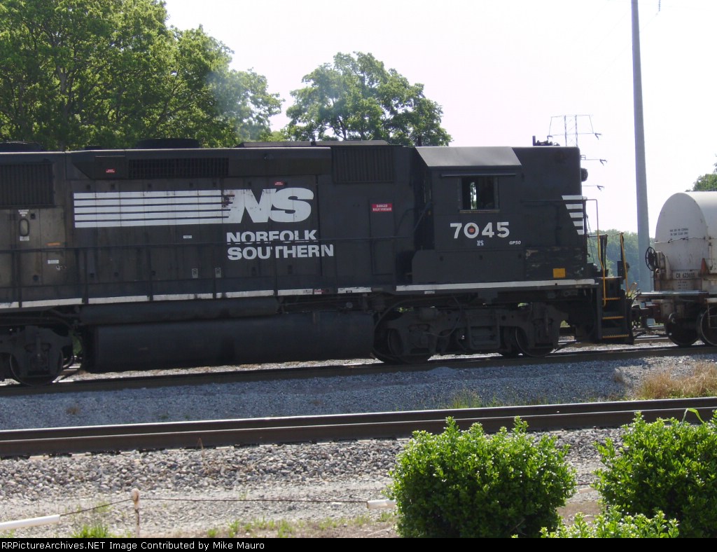 NS 7045